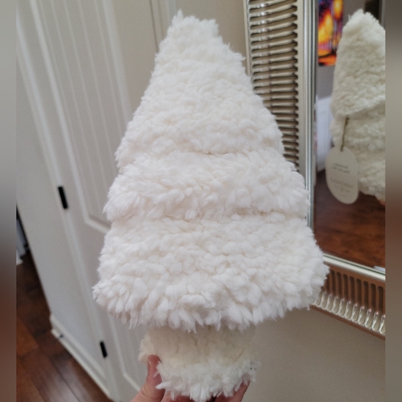Threshold | Holiday | Shipstoday Threshold Christmas Tree Pillow ...